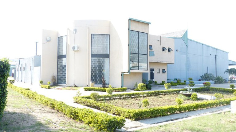 Projeto da Fábrica de Medicamentos de Moçambique Revigorado para 2021 ...