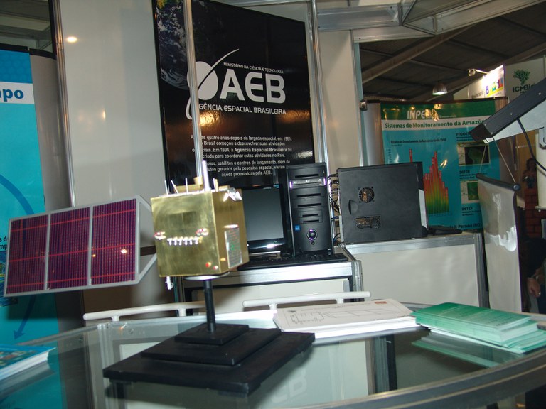 AEB PARTICIPA, EM BRASÍLIA, DE EXPOSIÇÃO NA EMBRAPA — Agência Espacial ...
