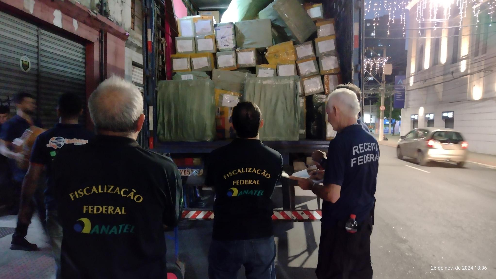 Operação Shanzai: Anatel e Receita Federal combatem pirataria de ...