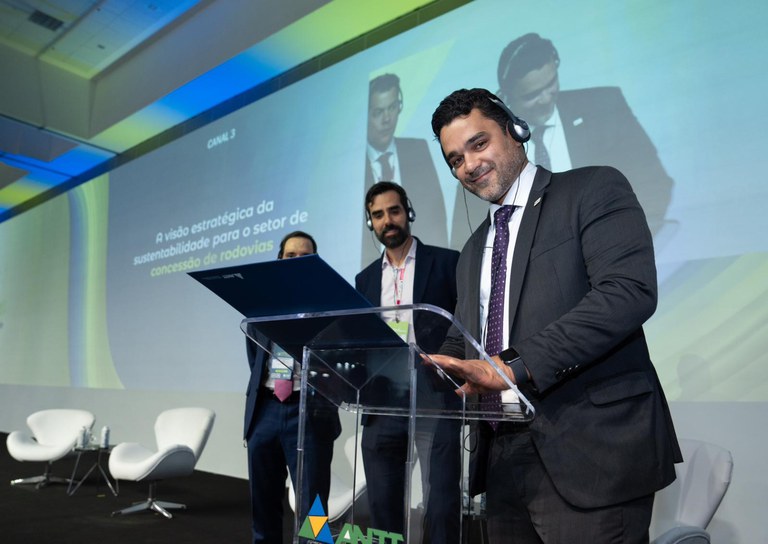 Assinatura do termo de parceria do programa ANTT COOPERA - 08/08/24 ...