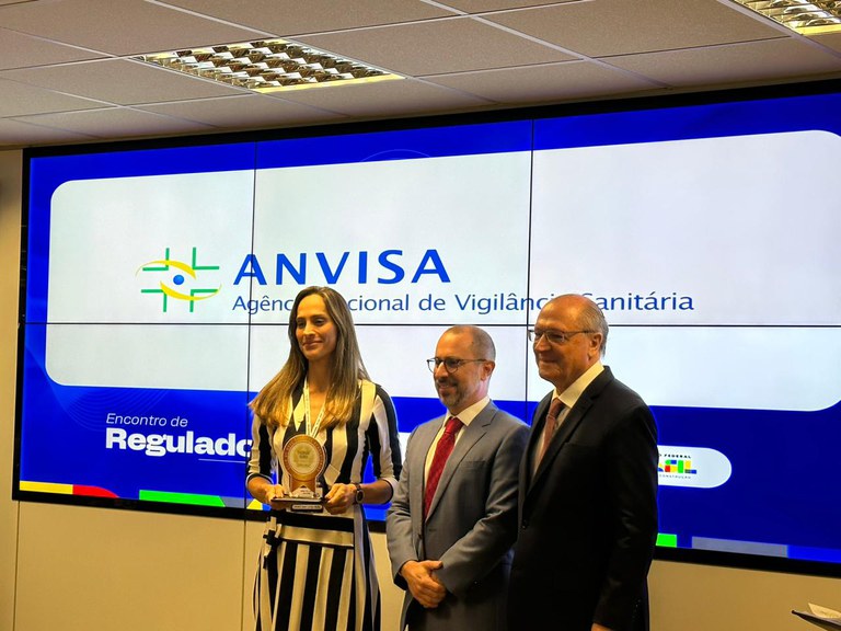SeloOuro.jpeg — Agência Nacional de Vigilância Sanitária - Anvisa