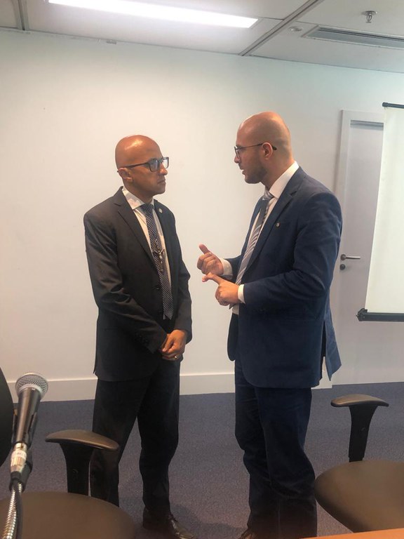 BN marca presença na instalação da Frente Parlamentar do Bicentenário ...