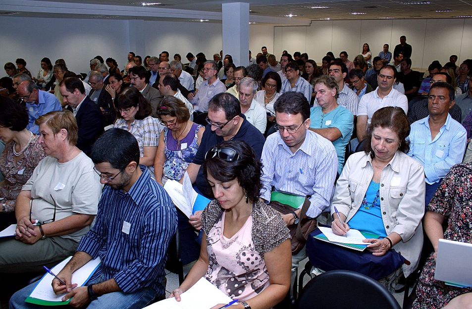Reunião do Proex recebe 220 coordenadores de programas de pós-graduação ...