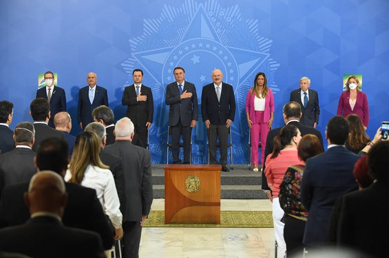 Parfor abre 12 mil vagas para formação de professores — CAPES