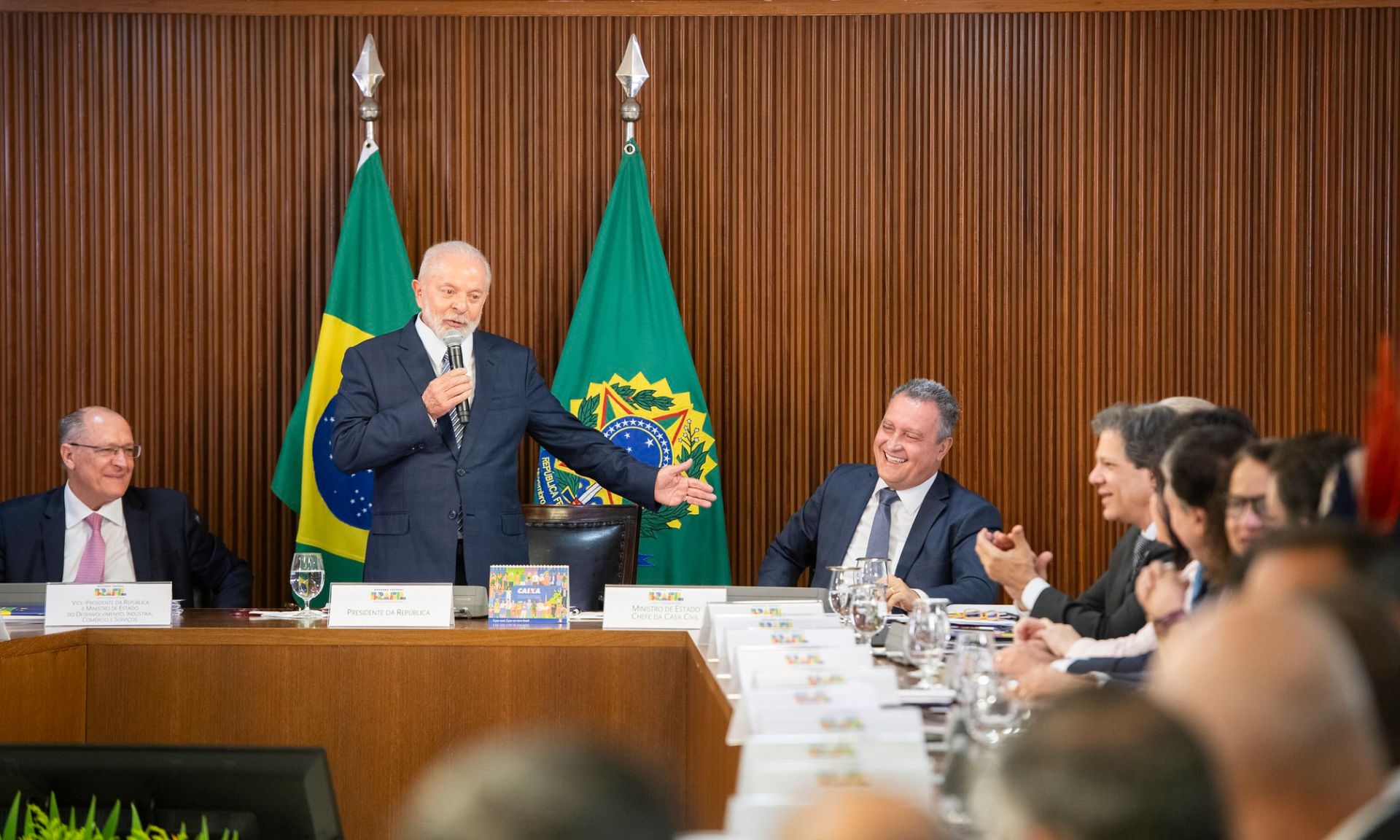 “2024 será um ano de entregas”, afirma Rui Costa, após reunião ministerial com presidente Lula ...