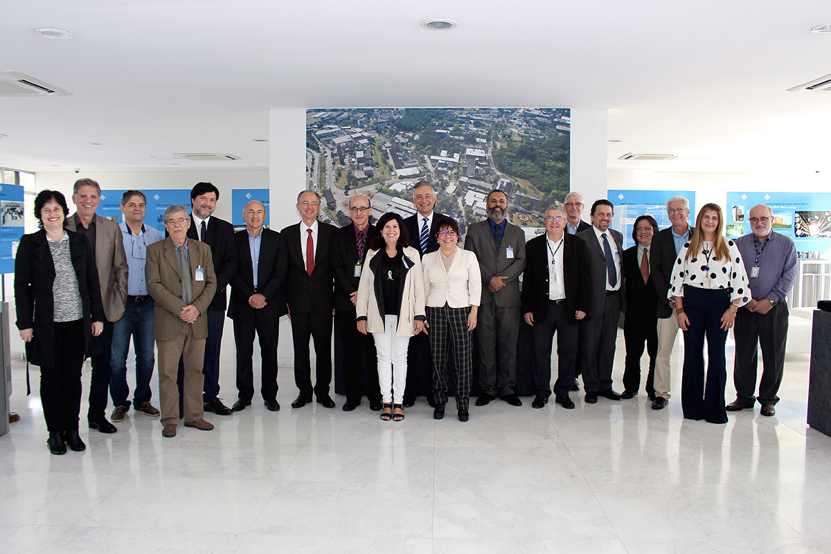 Reunião no Ipen marca inicio das atividades do novo diretor de Pesquisa ...