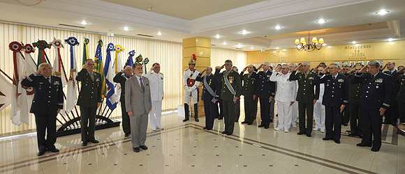 24/09/2012 - DEFESA - Novo chefe de Logística assume no Ministério da ...