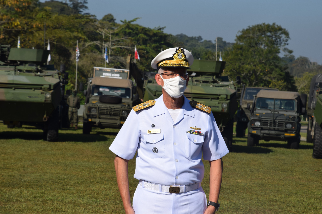 Militares da Divisão Anfíbia da Marinha preparam-se para avaliação da ...