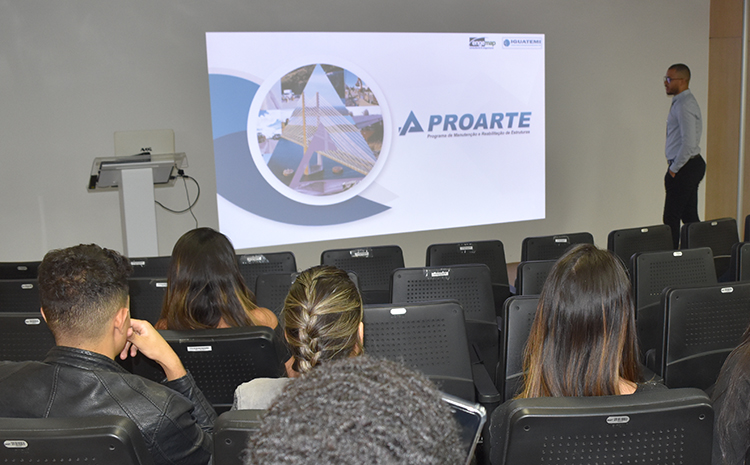 Apresentação de tecnologia em engenharia reúne servidores do DNIT ...