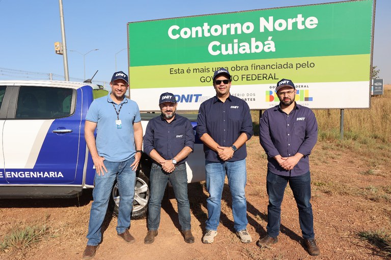 Comitiva do DNIT vistoria obra do Contorno Norte de Cuiabá na BR-163/MT ...