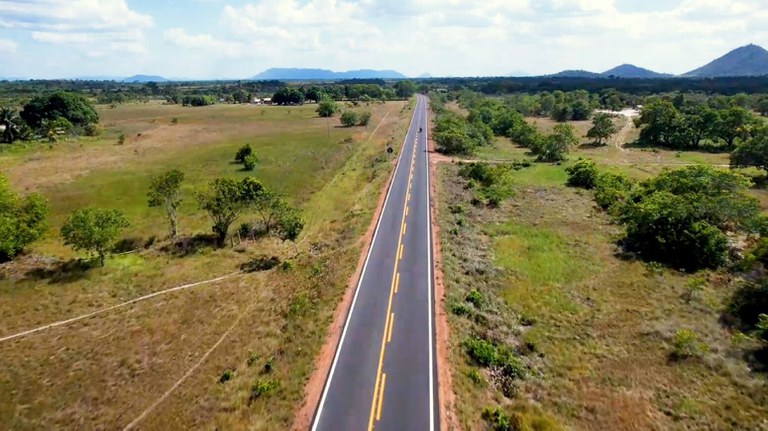 DNIT revitaliza pavimento e sinalização da BR-432/RR, em Cantá ...