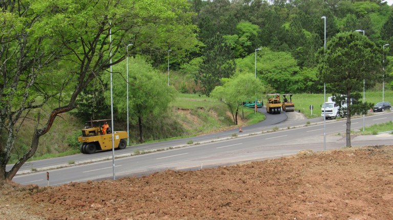 Travessia Urbana de Santa Maria/RS: alças de acesso ao viaduto da ...