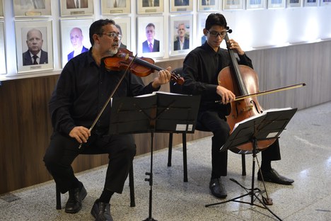 Entrega da Medalha Miguel Arrojado Lisboa faz parte do terceiro dia de ...