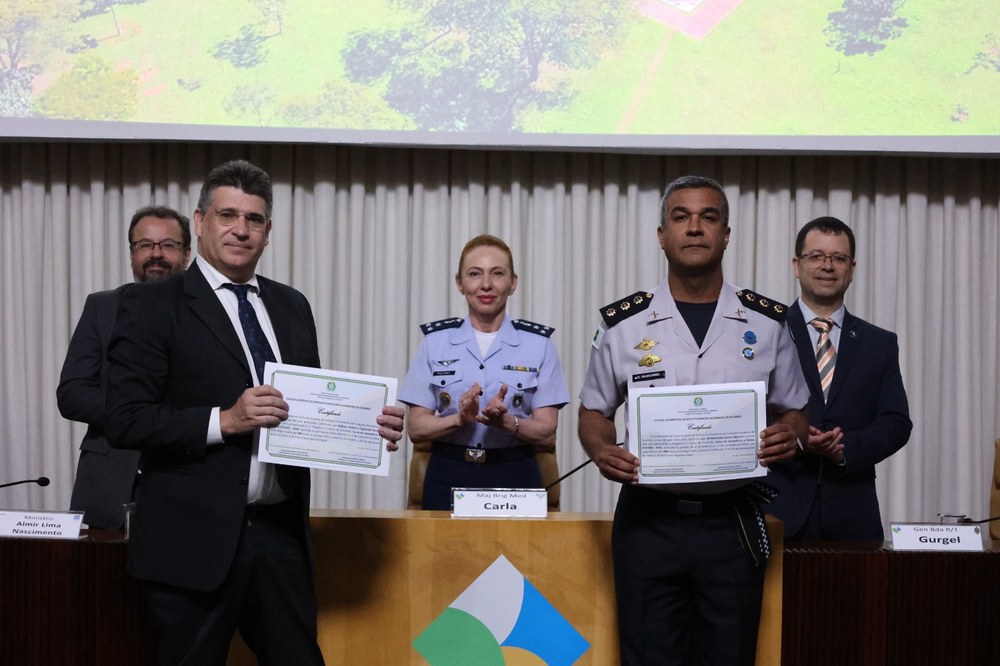 ESD realiza diplomação de 33 alunos do Curso de Geopolítica e Defesa