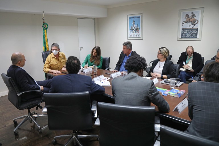 MEsp se reúne com presidente do Conselho Nacional do Sesi para firmar ...