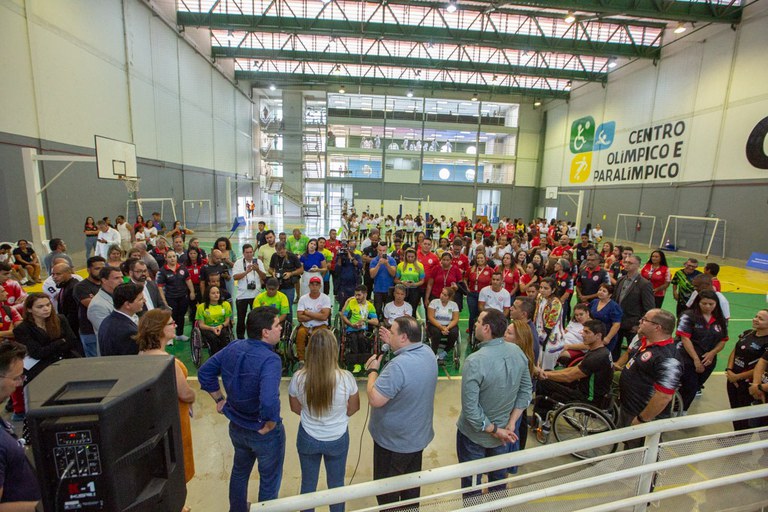 Ministro do Esporte visita o Centro Olímpico e Paralímpico do Distrito ...