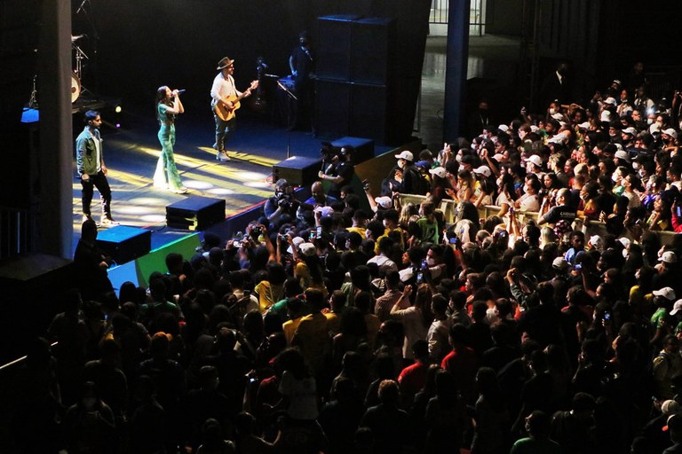 Ao som da banda Melin, Arena Carioca 1 recebe a festa de encerramento ...