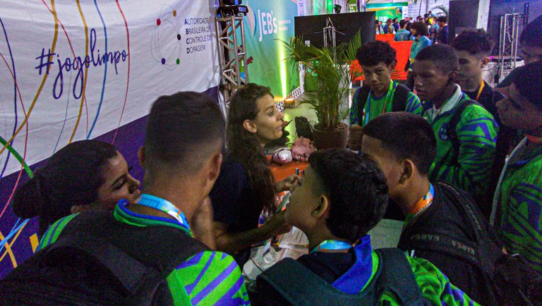 Estande da ABCD leva educação antidopagem para jovens atletas dos JEB’s ...