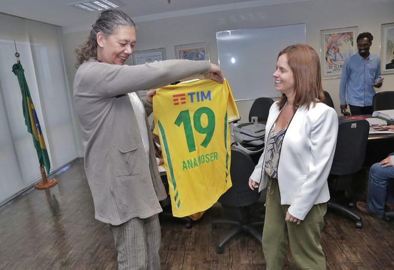 Rugby apresenta ao MEsp proposta de fortalecimento do esporte de base ...