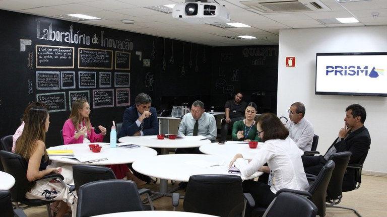 Projeto Prisma realiza mais uma reunião na sede do FNDE — Fundo Nacional de Desenvolvimento da ...