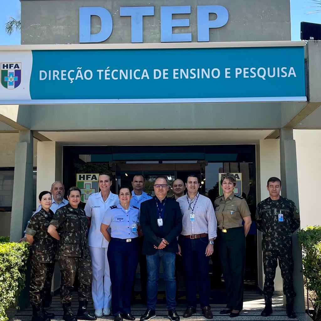 HFA recebe visita do Coordenador do Núcleo de Farmácia Viva da ...