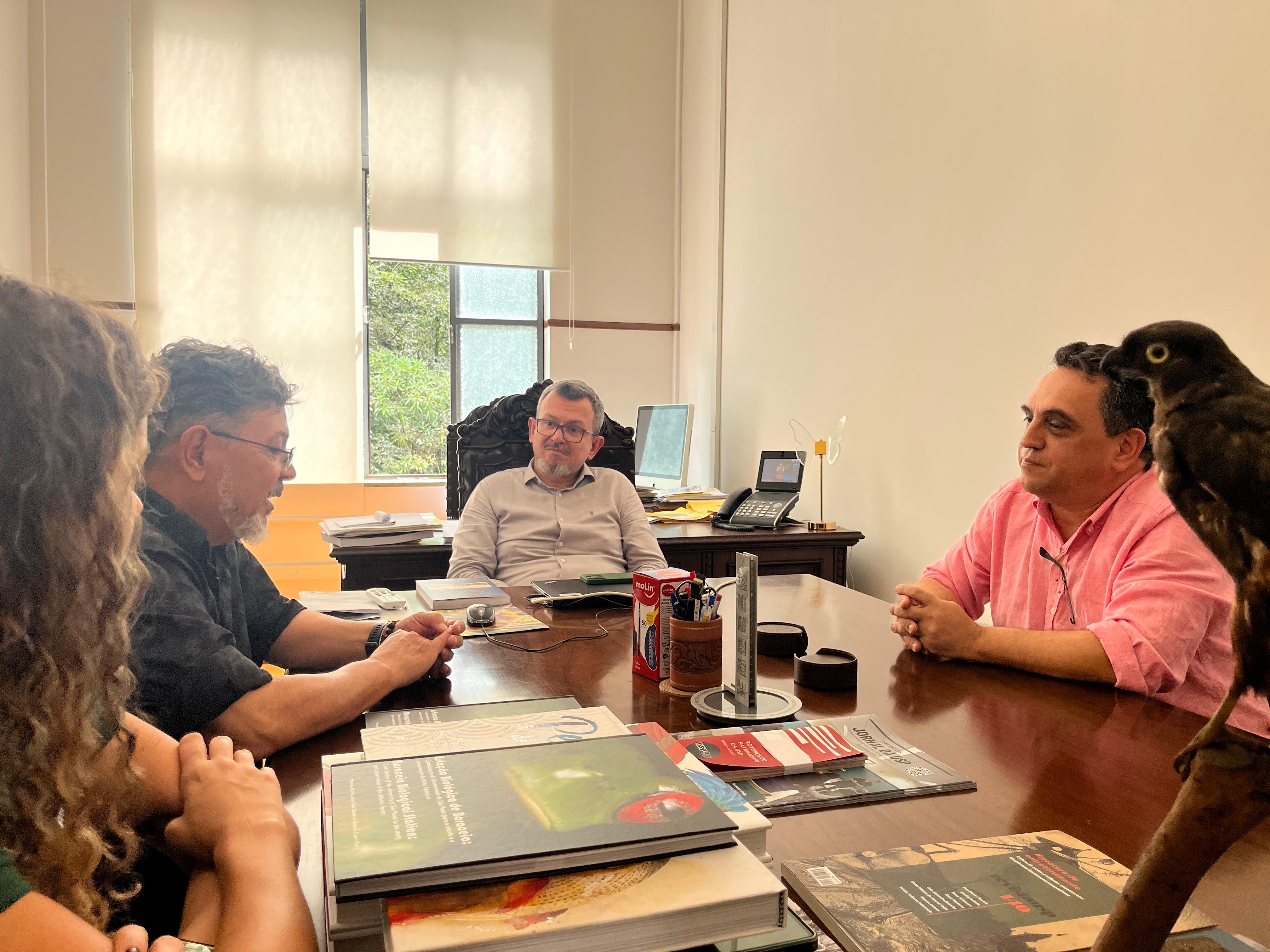 Fabio Buonavita (Ibama), Marcelo Duarte (MZUSP) e Luís Fábio Silveira (MZUSP) — Ibama