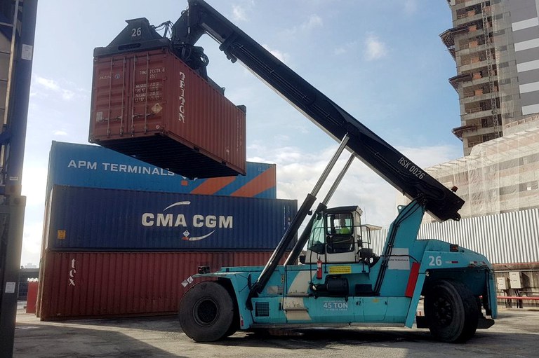 conteiner.jpeg — Ibama