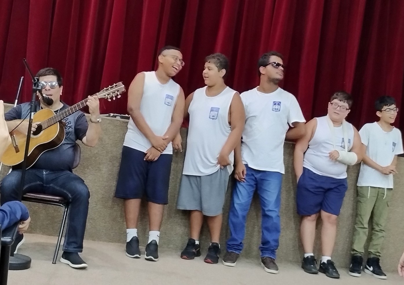 Recital marca encerramento das atividades de música — IBC