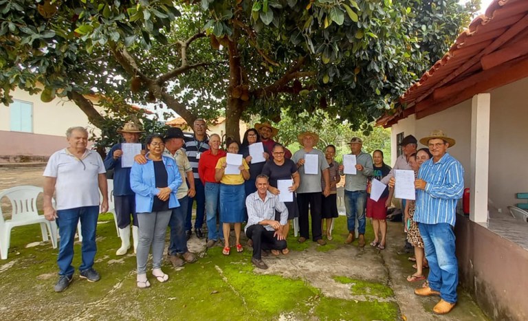 Títulos definitivos e créditos são entregues em Goiás — Incra