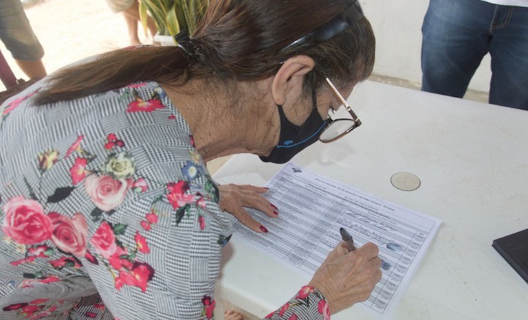 Títulos definitivos são entregues a 54 famílias de São José de Mipibu (RN) — Incra