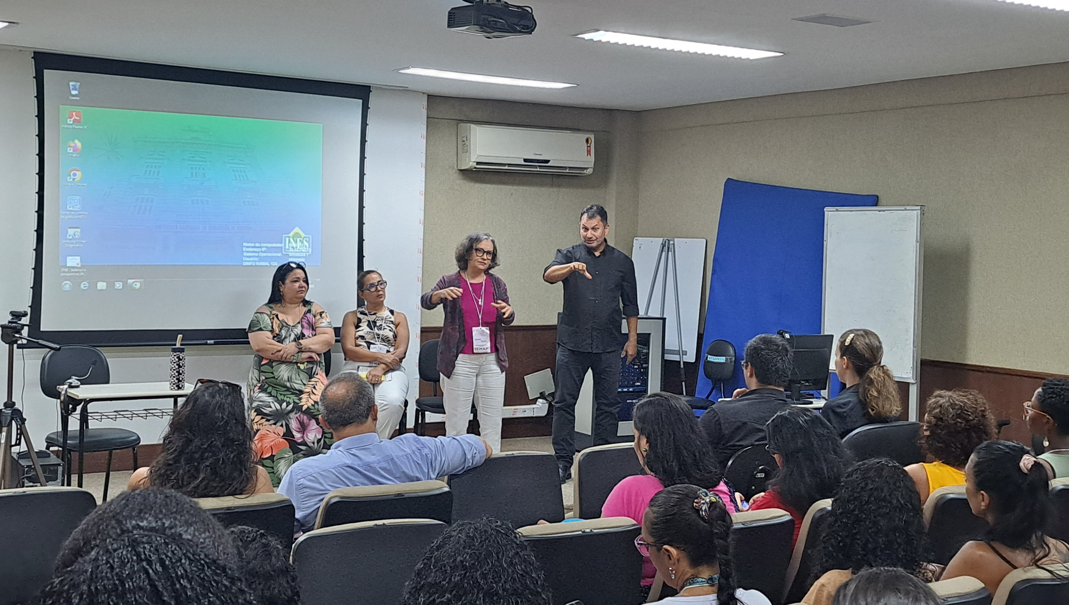 XI Semana Pedagógica do INES aborda panorama da educação e recebe ...