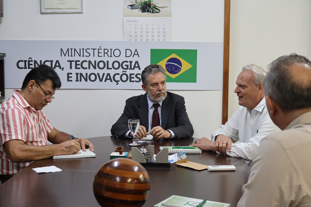 Inpa e CBA discutem parcerias institucionais — Instituto Nacional de ...