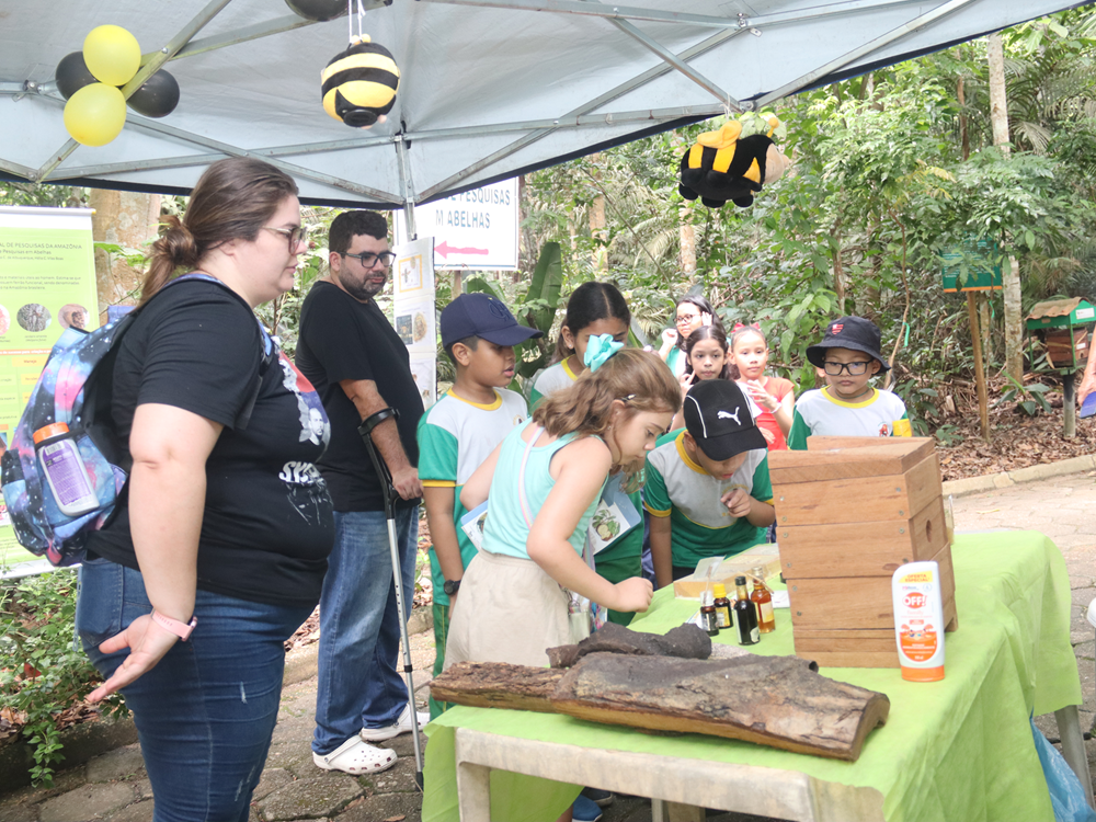 Inpa realiza Ciência na Praça no Largo São Sebastião em comemoração aos ...