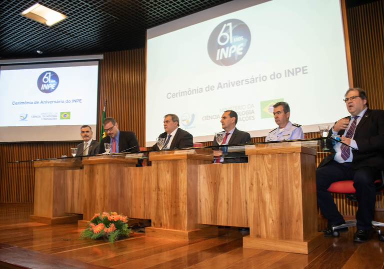 Aos 61 anos, INPE homenageia servidores e destaca conquistas recentes ...