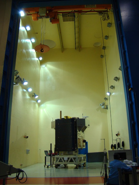 LIT celebra 37 anos de excelência em integração e testes espaciais ...