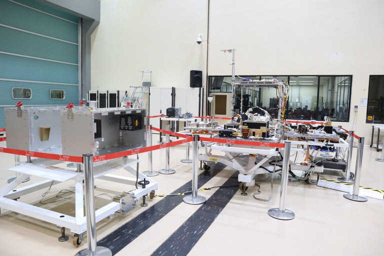 LIT celebra 37 anos de excelência em integração e testes espaciais ...