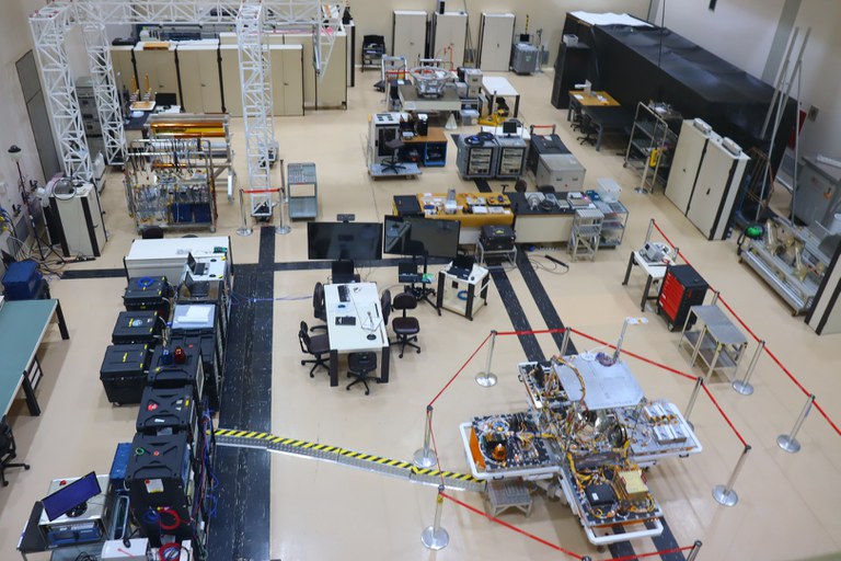 LIT celebra 37 anos de excelência em integração e testes espaciais ...