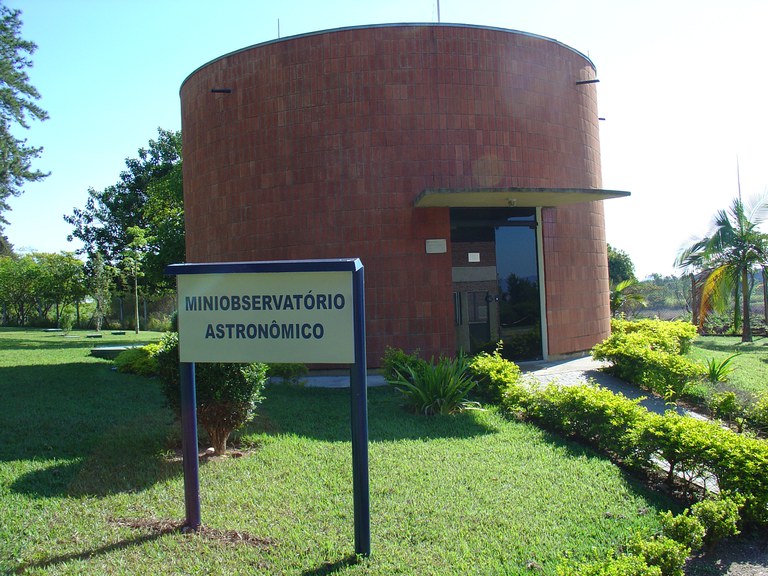 Miniobservatório Astronômico do INPE completa 20 anos — Instituto ...