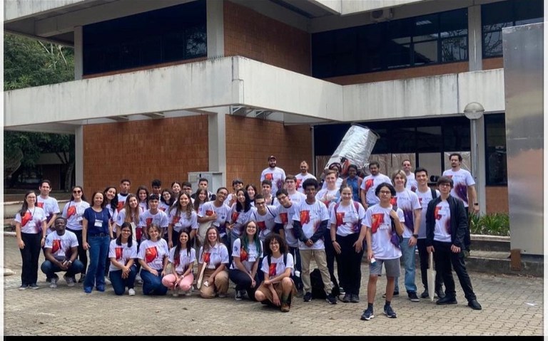 Foto_oficial_Space.jpg — Instituto Nacional de Pesquisas Espaciais