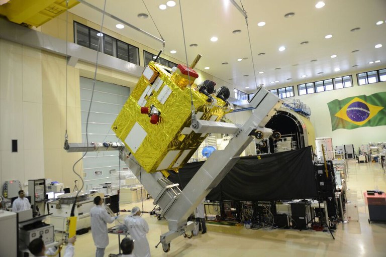 005.jpg — Instituto Nacional de Pesquisas Espaciais