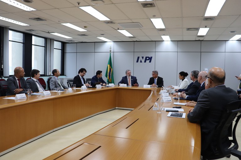 Secretário executivo do MDIC se reúne com diretoria do INPI — Instituto ...