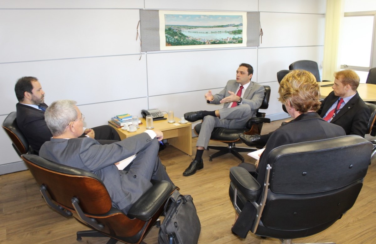 Processo de emissão do certificado digital é tema de encontro entre ITI e AARB — Instituto ...