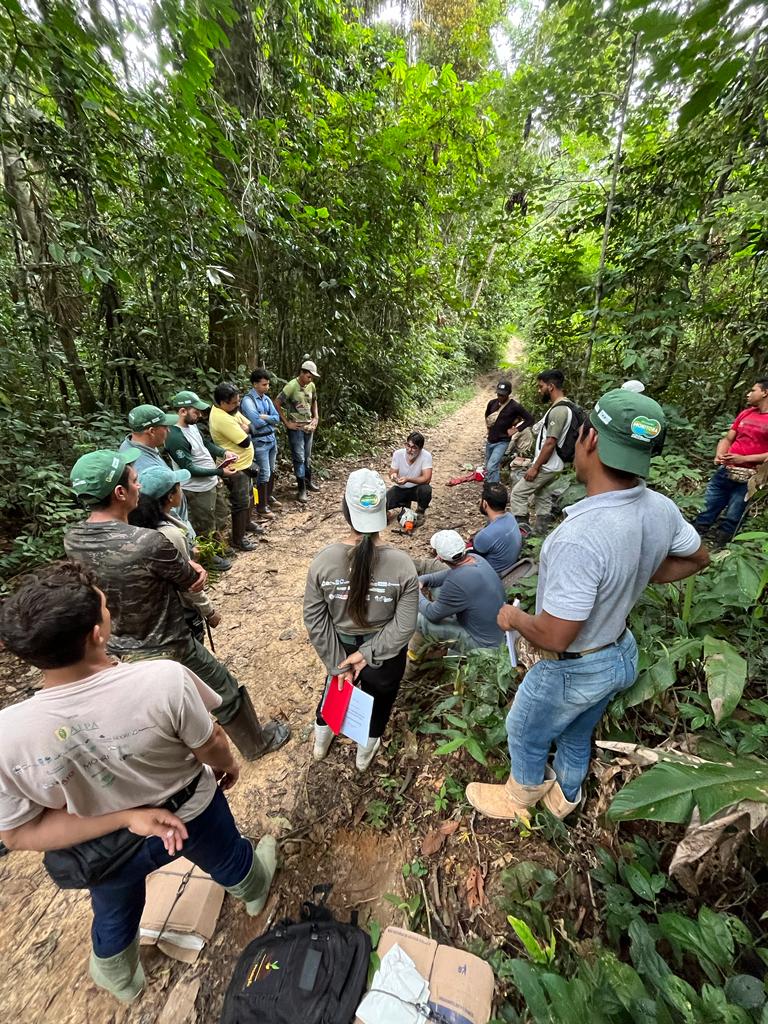 Cazumbá-Iracema Extractive Reserve in Acre receives course from the Rio ...
