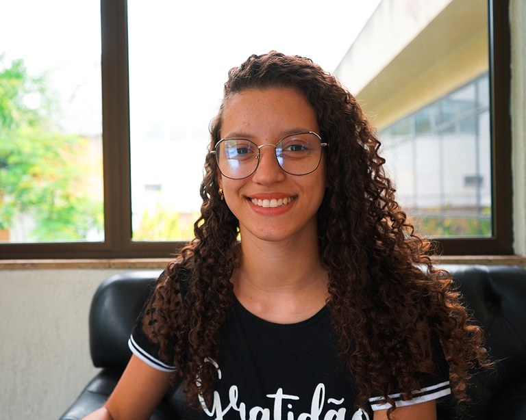 Conheça Alexandra, a primeira educadora museal surda do MAST — Museu de ...