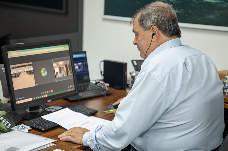 Ministro Paulo Alvim ressalta papel da OBMEP e IMPA/MCTI nas olimpíadas ...