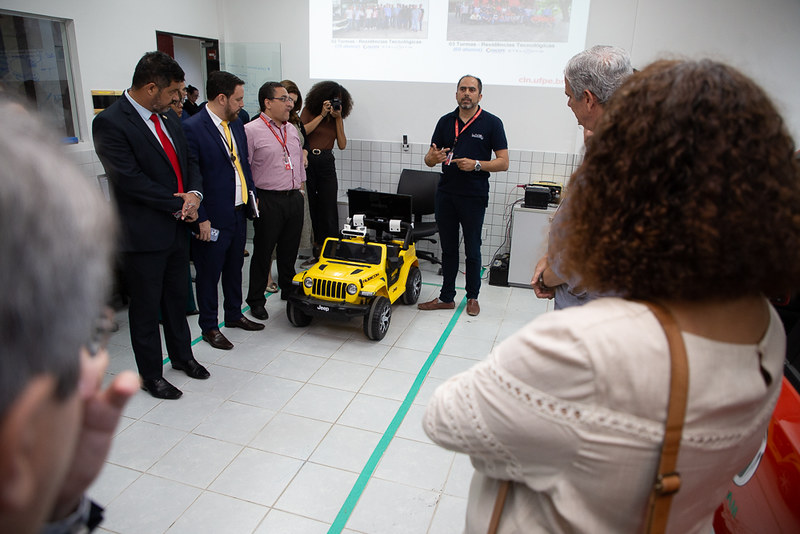 Ministra visita Centro de Informática da UFPE — Ministério da Ciência ...