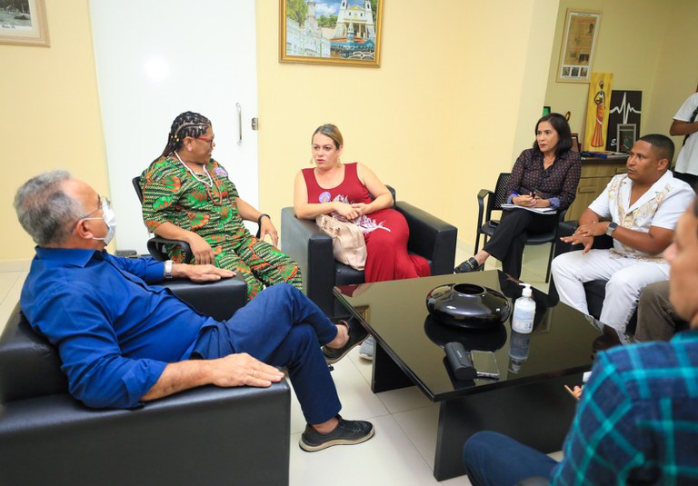 No Pará, secretária Symmy Larrat apresenta projetos de cidadania e ...