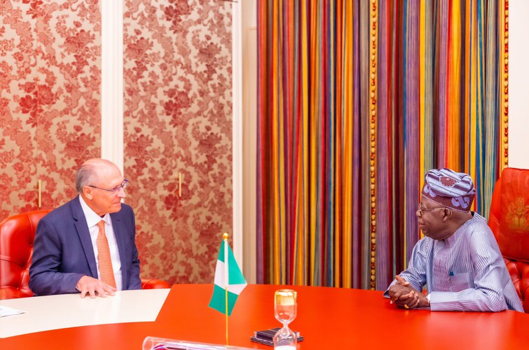 Alckmin se reúne com presidente Bola Tinubu e ressalta parceria — Ministério do Desenvolvimento ...