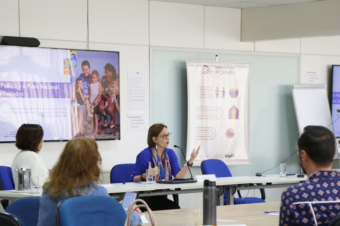 enap.jpg — Ministério do Desenvolvimento e Assistência Social, Família e Combate à Fome