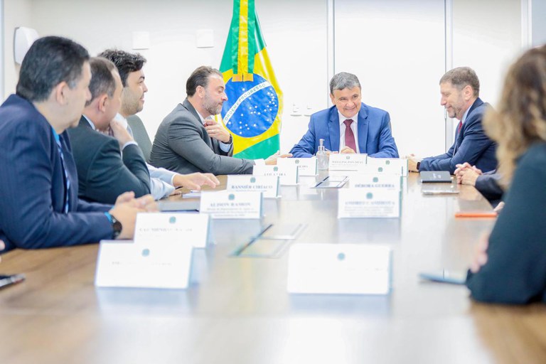 MDS e ABMES firmam parceria para impulsionar jovens do CadÚnico ao empreendedorismo — Ministério ...